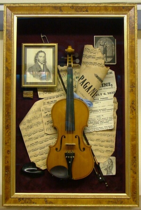 Violin Display - Alan F Holmes Picture Framing